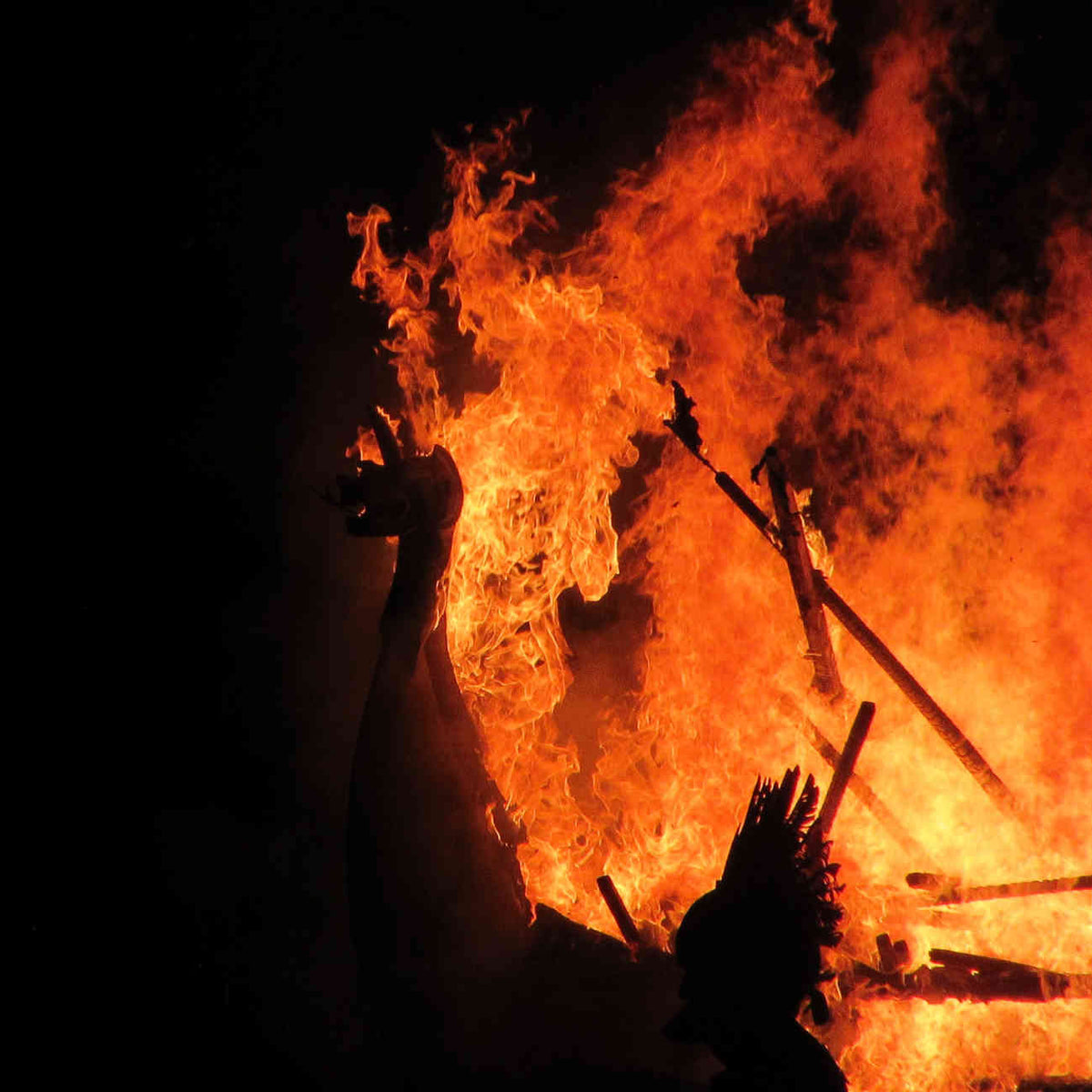 Viking funeral - norse pagan belief and traditions – Lufolk