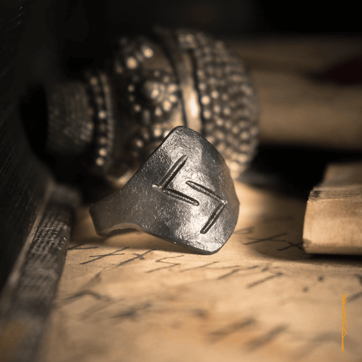 Hand-Forged Iron Rune Ring (Elder Futhark) – Lufolk